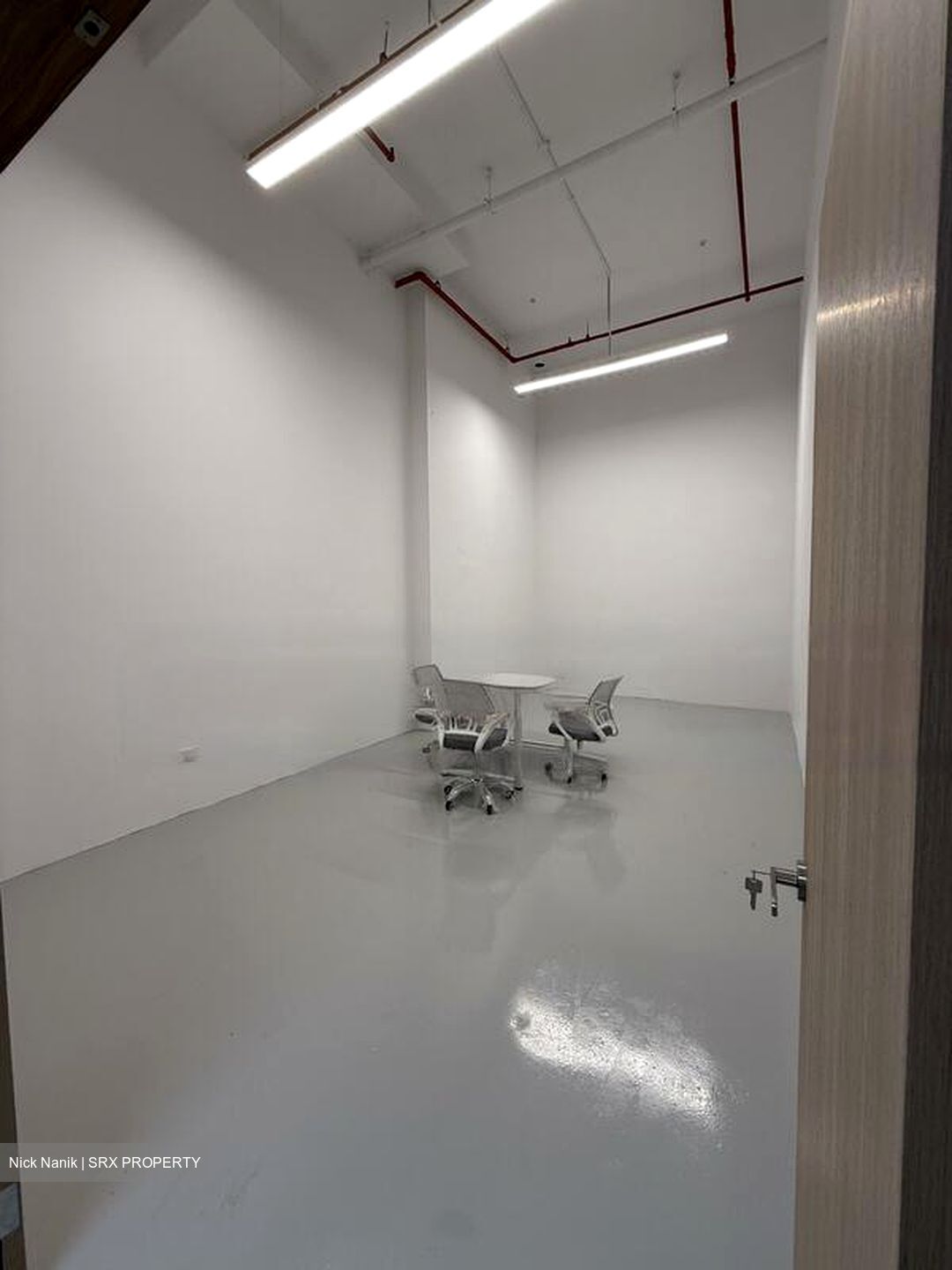 Pantech Business Hub (D5), Factory - For Rent #105394931