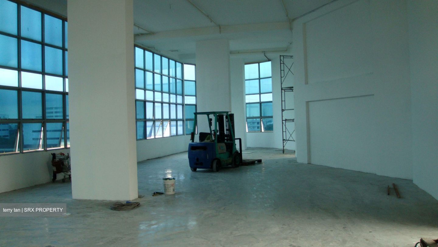 Alpha Industrial Building (D22), Factory - For Rent #105407081