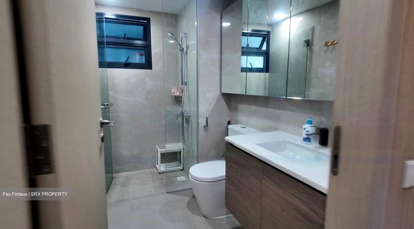 Treasure At Tampines (D18), Condominium - For Sale #105416991