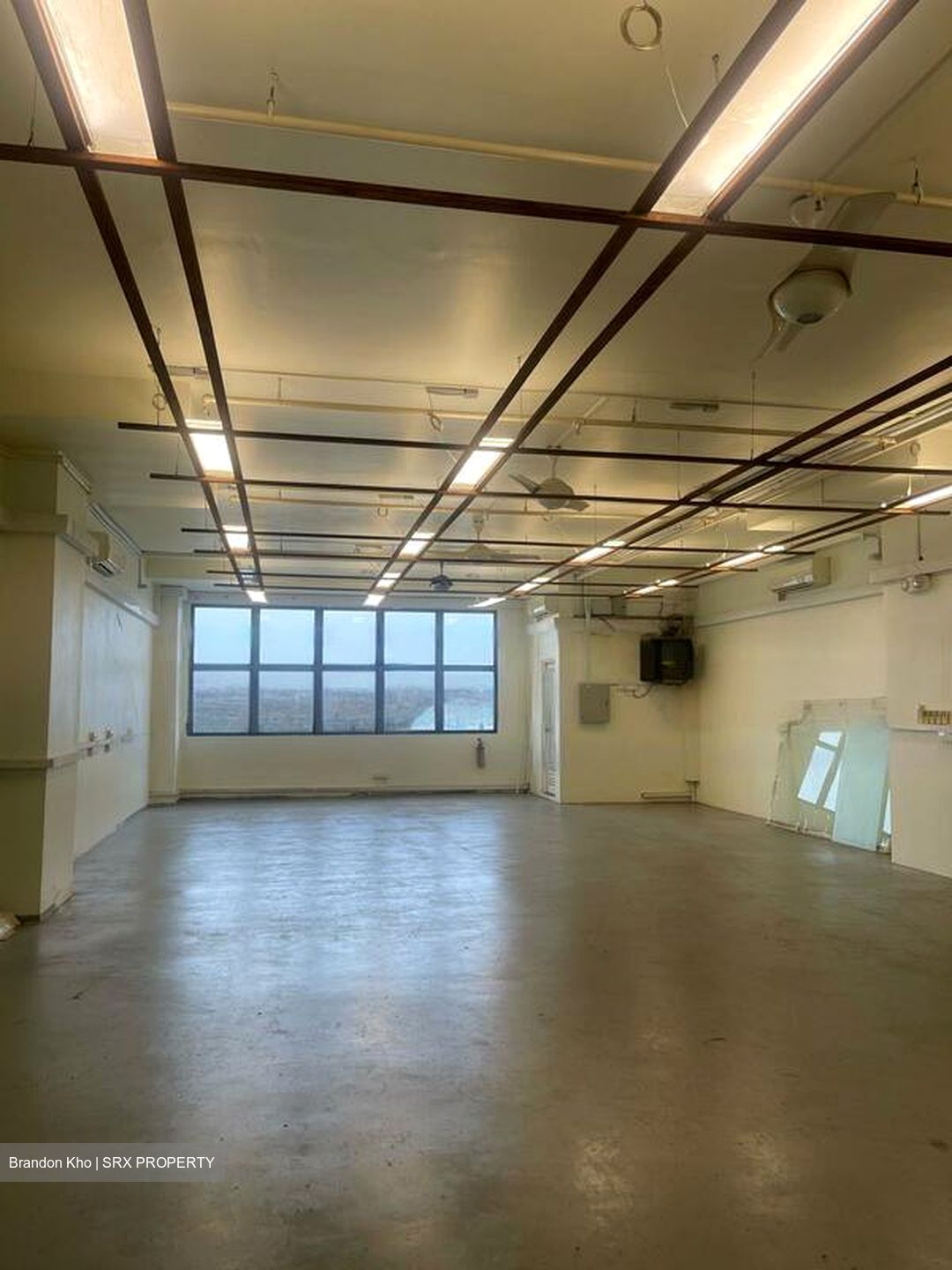 Tradehub 21 (D22), Factory - For Sale #105731801