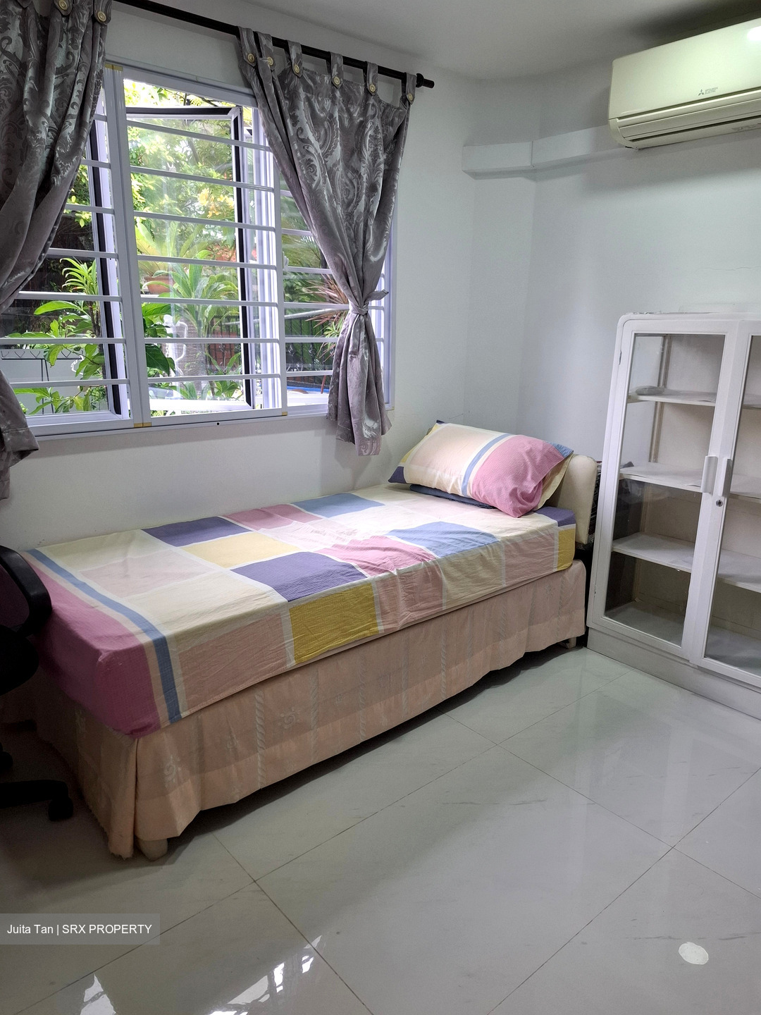 West Coast Gardens (D5), Terrace - For Rent #105742821