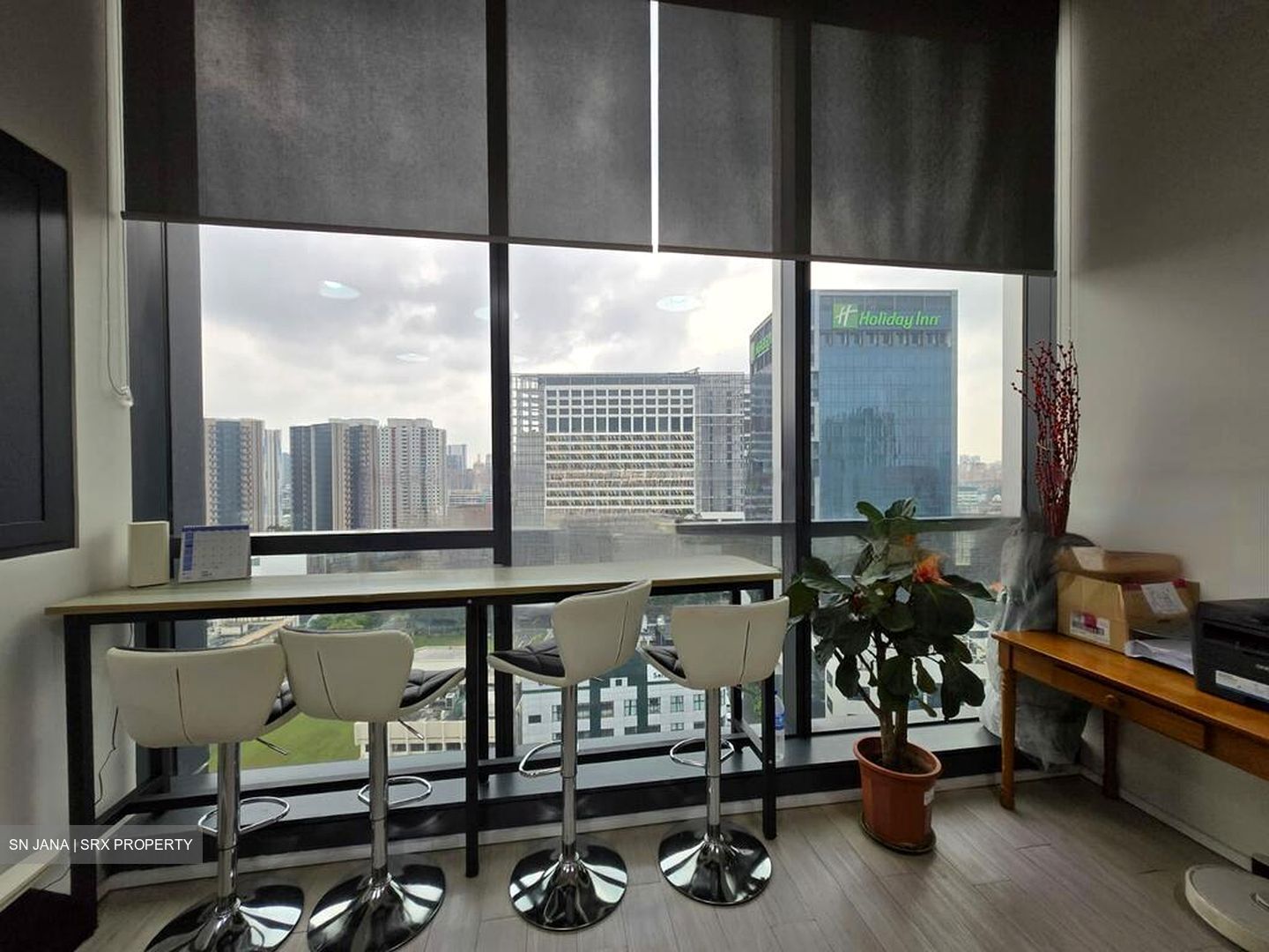 Centrium Square (D8), Office - For Sale #105765871