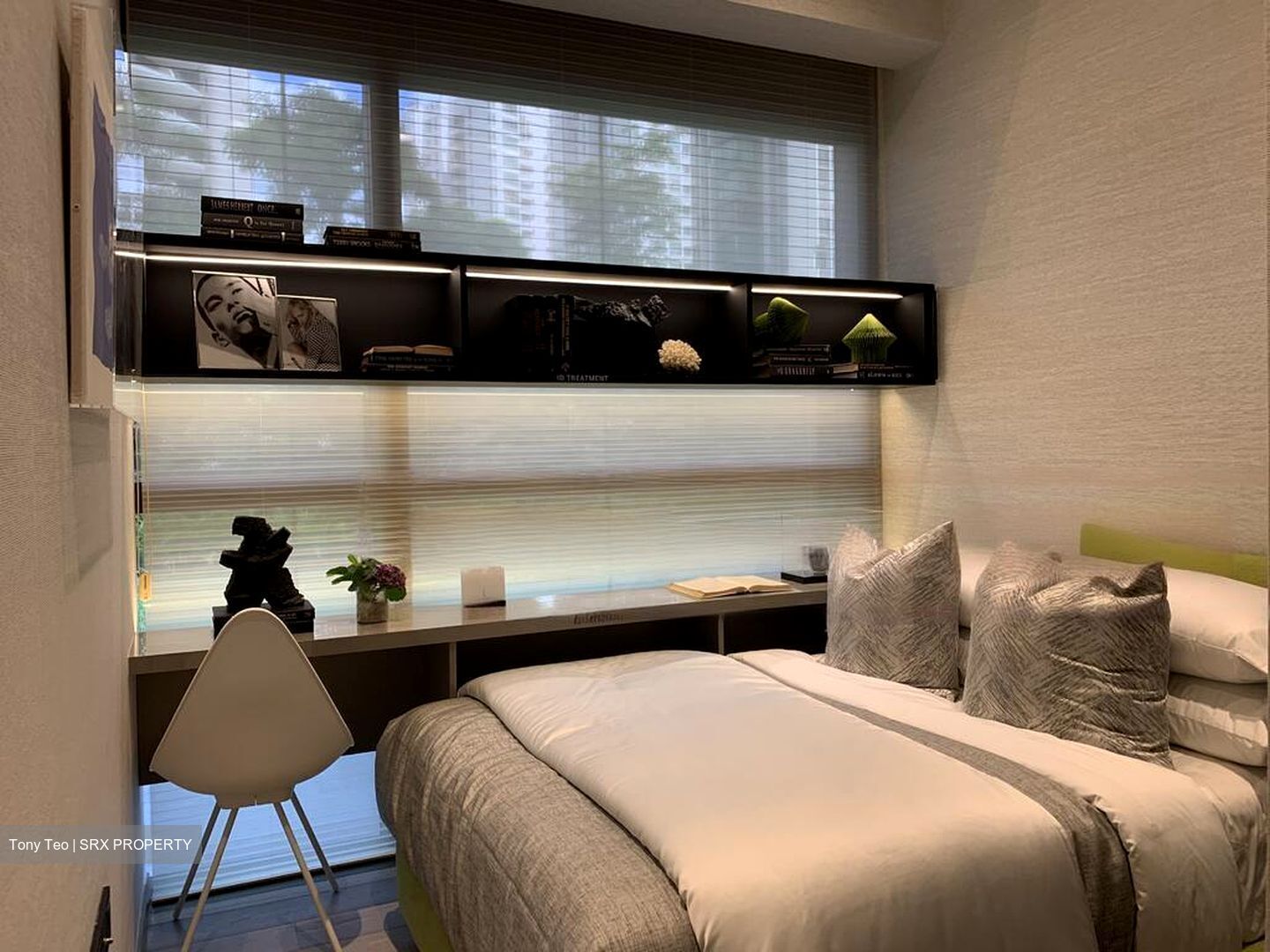 Jalan Jurong Kechil (D21), Condominium - For Sale #106106151