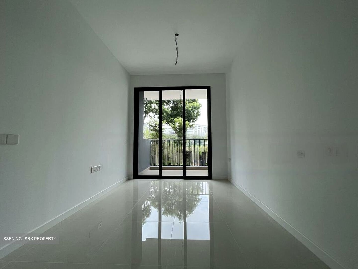 Treasure At Tampines (D18), Condominium - For Sale #106441701