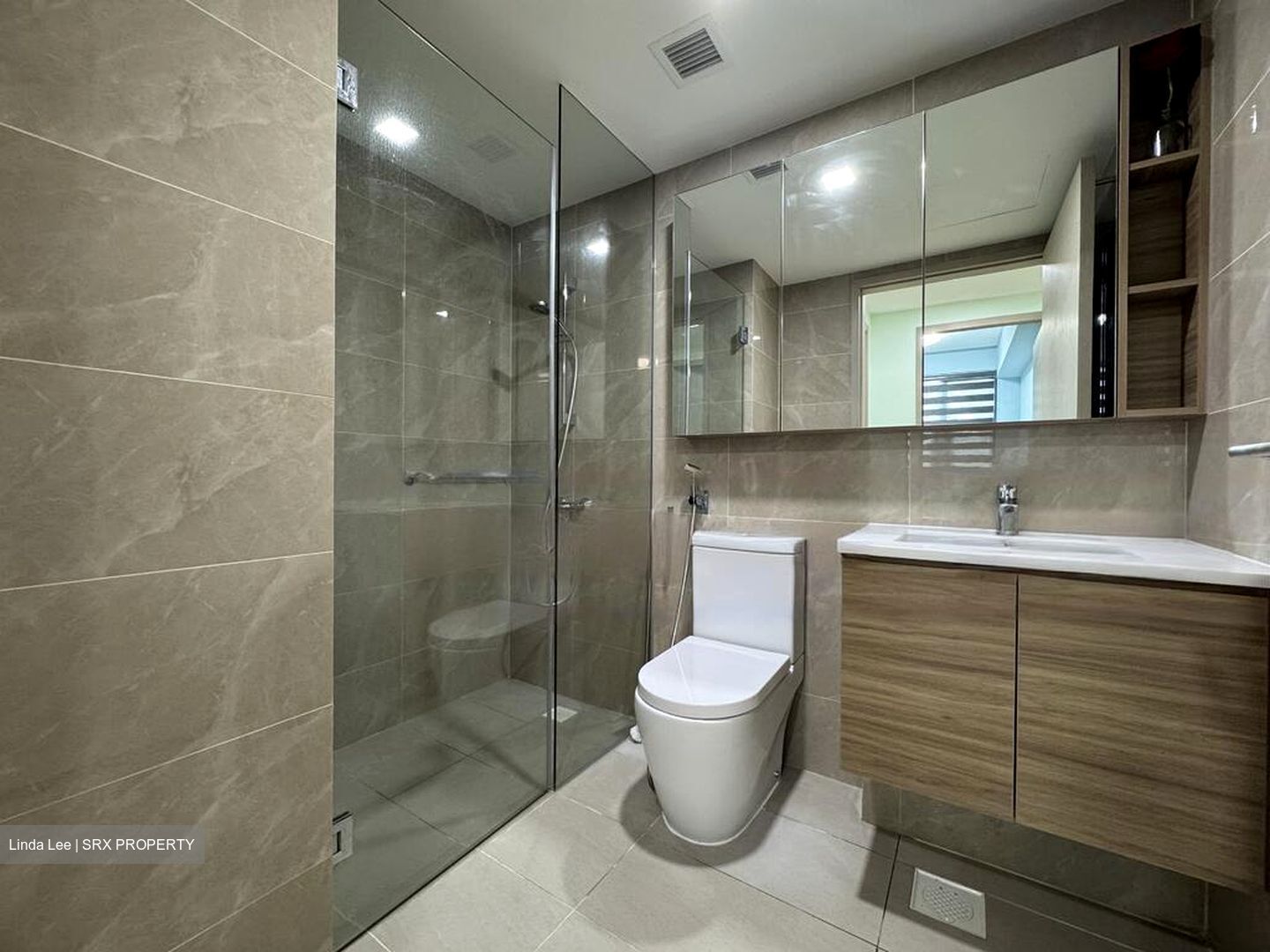 Treasure At Tampines (D18), Condominium - For Sale #106548151