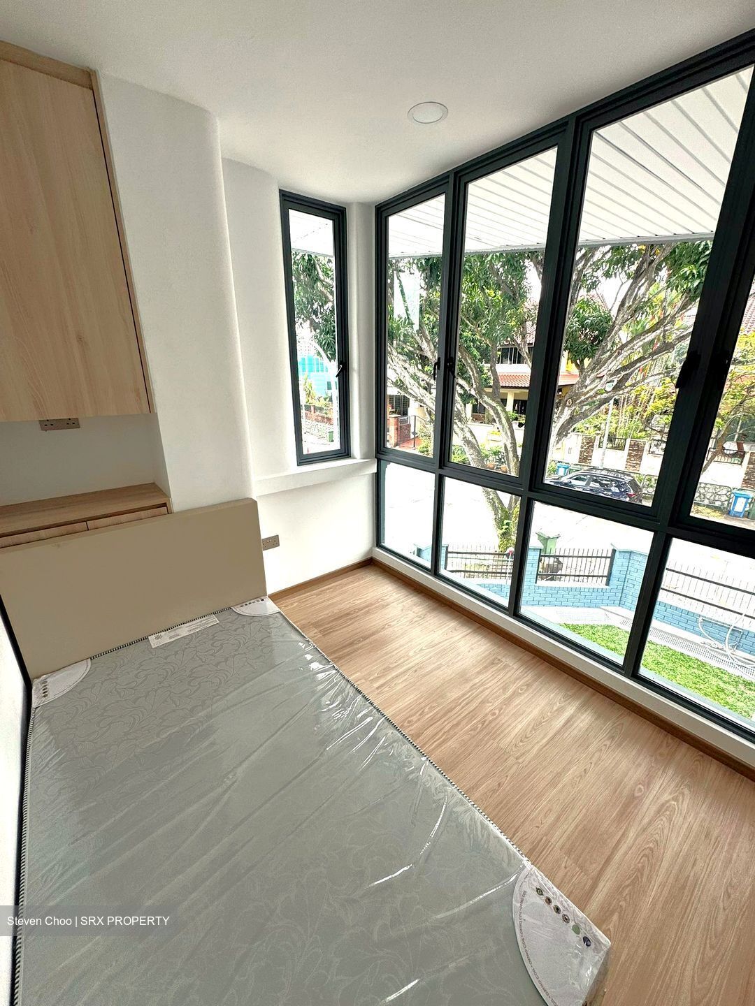 Coral Park (D20), Terrace - For Rent #106590151