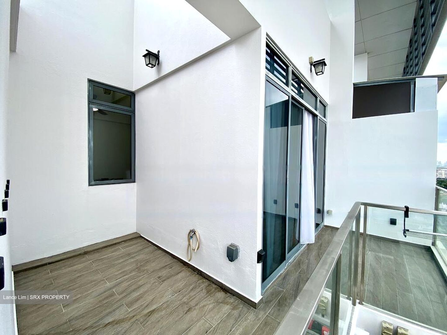 Upper Serangoon Road (D19), Condominium - For Sale #106664241
