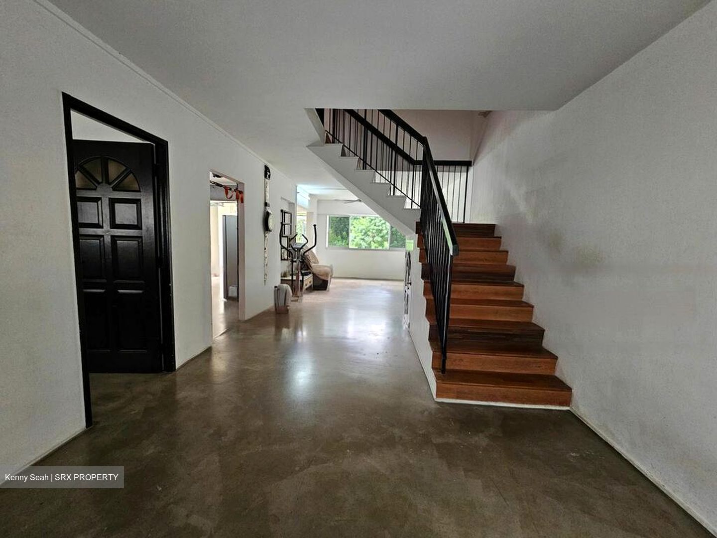 Hougang Street 52 (Hougang), HDB Executive - For Sale #106685381