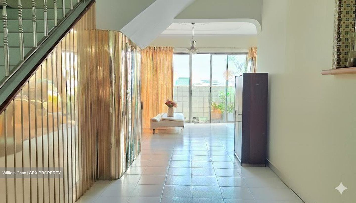 Teban Gardens Road (Jurong East), HDB Executive - For Sale #107263011