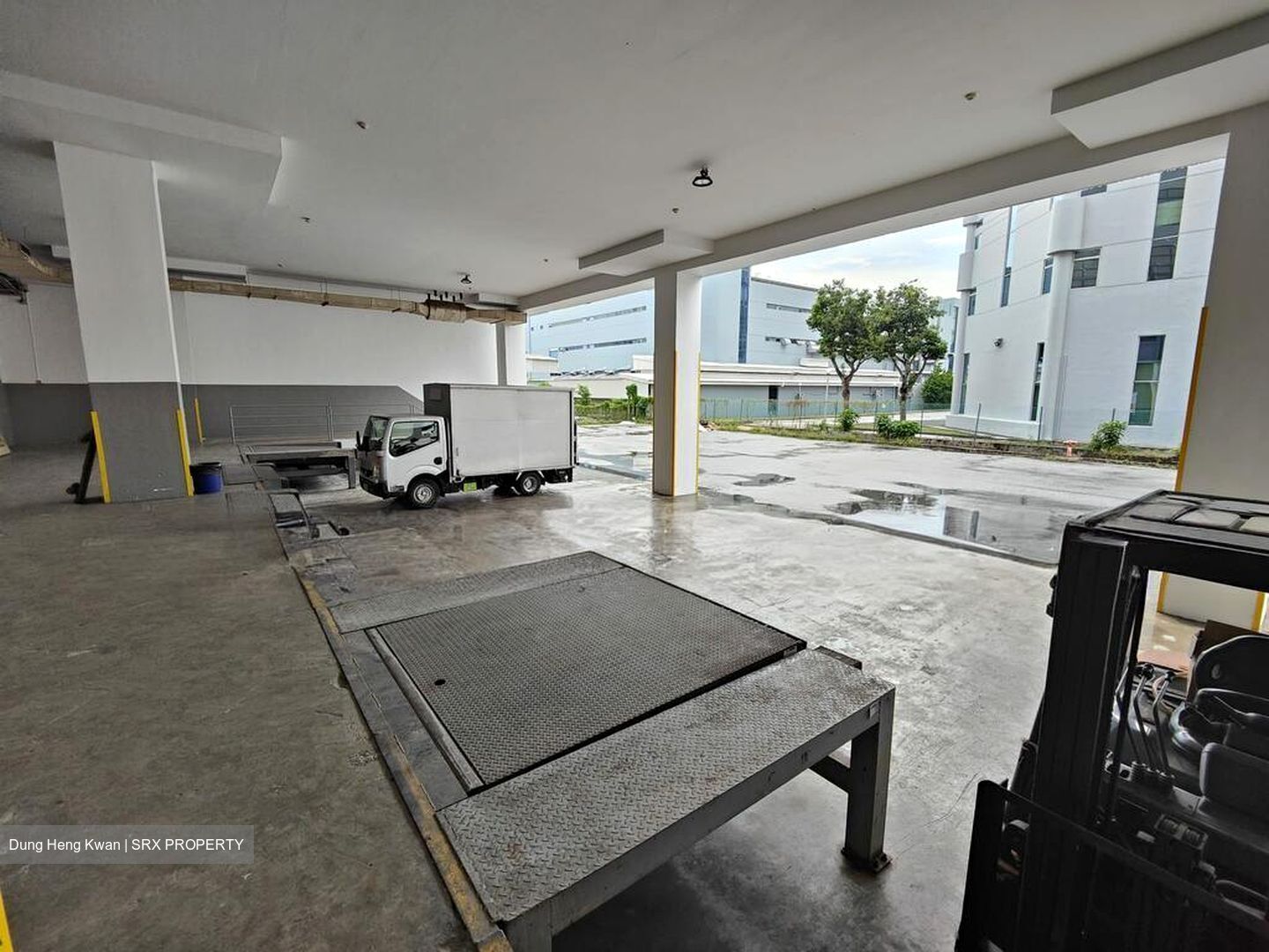 Yishun Industrial Park A (D27), Factory - For Rent #107636941