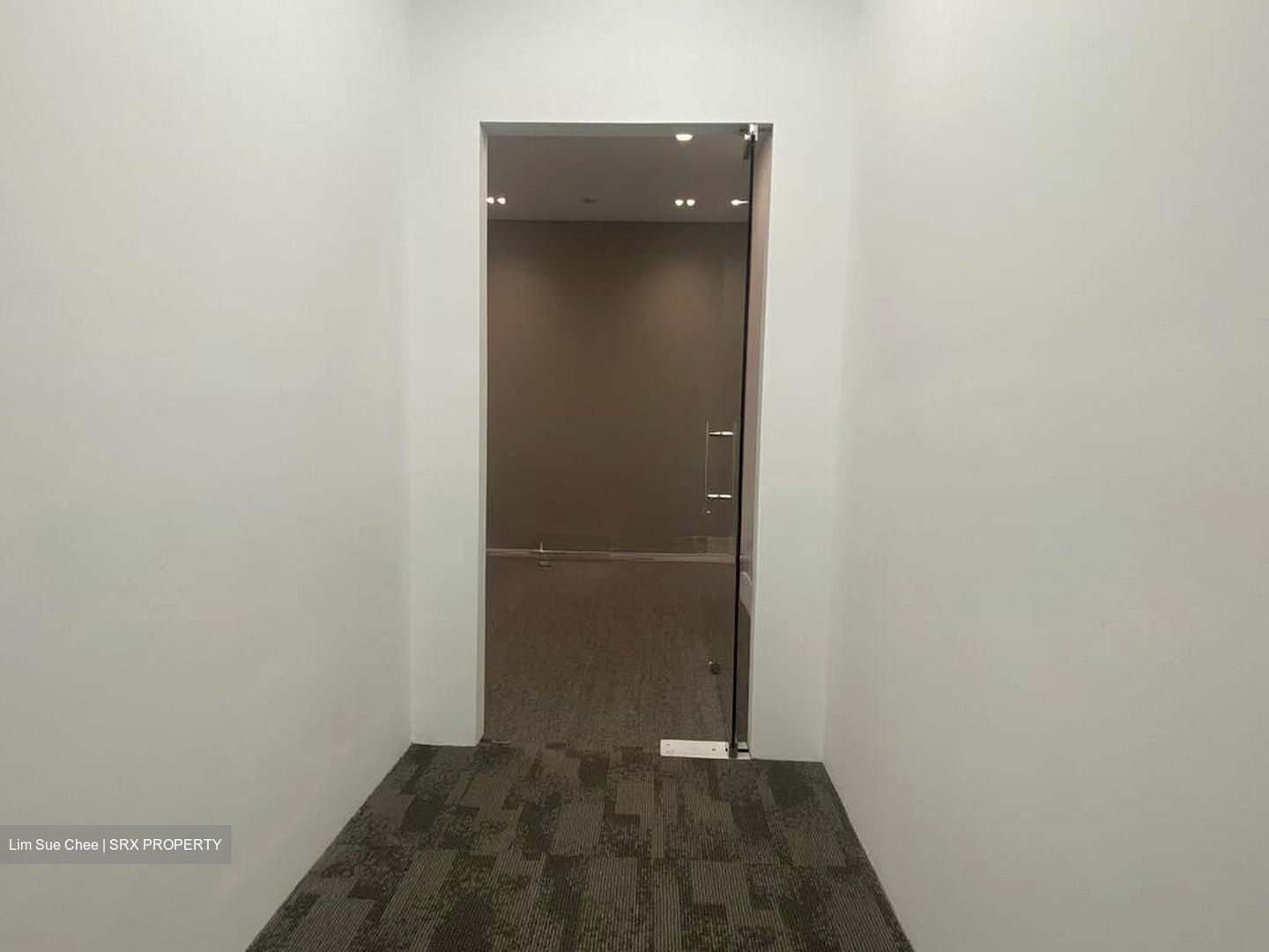 Capitasky (D1), Office - For Rent #107974101