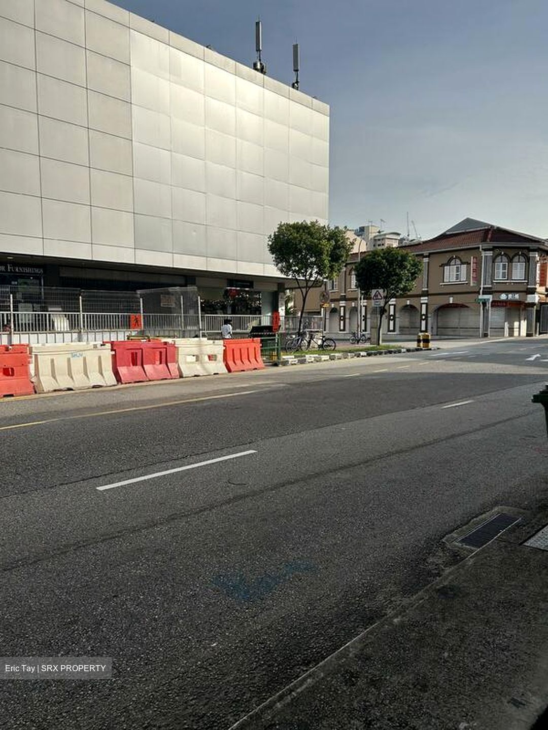 Jalan Besar Stadium (D8), Retail - For Sale #108384821