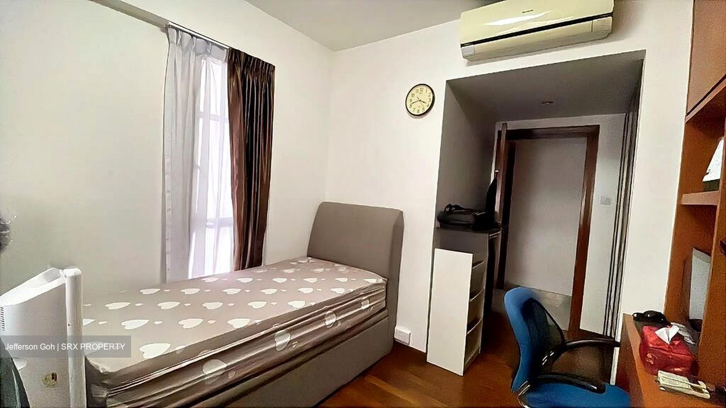 Modena (D18), Condominium - For Rent #109093861