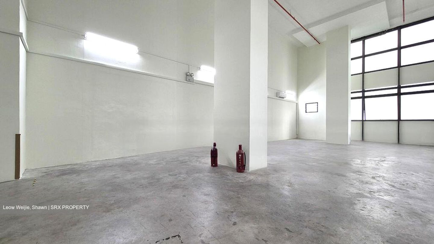 Oxley Bizhub (D14), Factory - For Rent #109224681