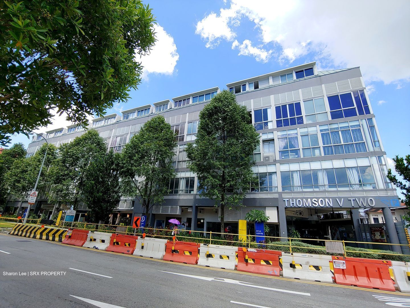 Thomson V Two (D20), Retail - For Sale #93402981