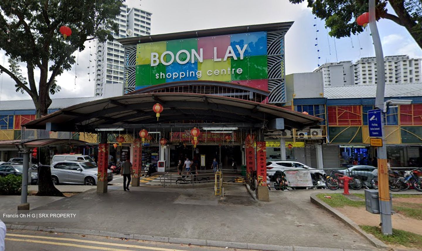 Boon Lay Shopping Centre (D22), Retail - For Rent #95816321