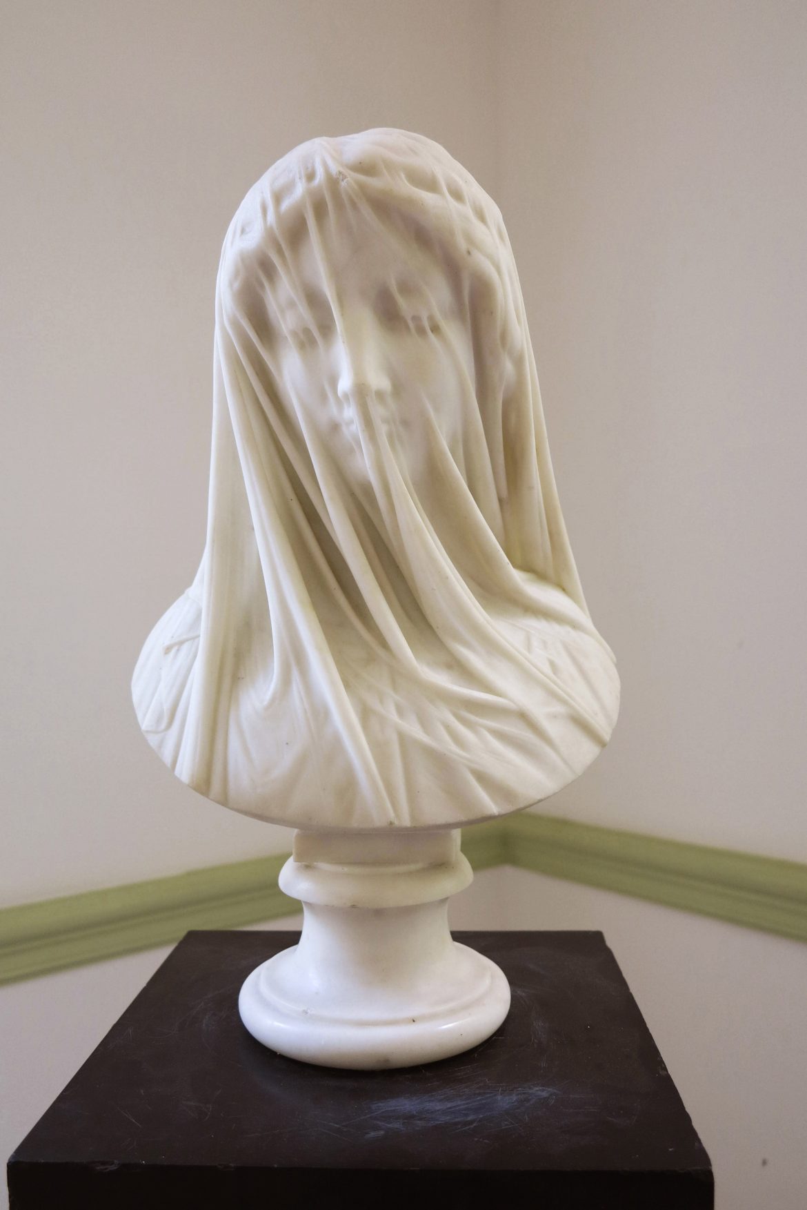 'The Veiled Virgin' by Giovanni Strazza - King Power Official