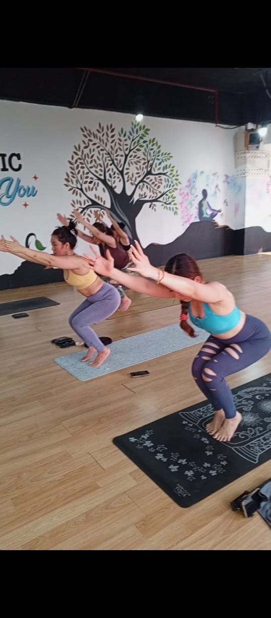 Book a Contortion practice at Morf Wellness via STRONGBEE today ...