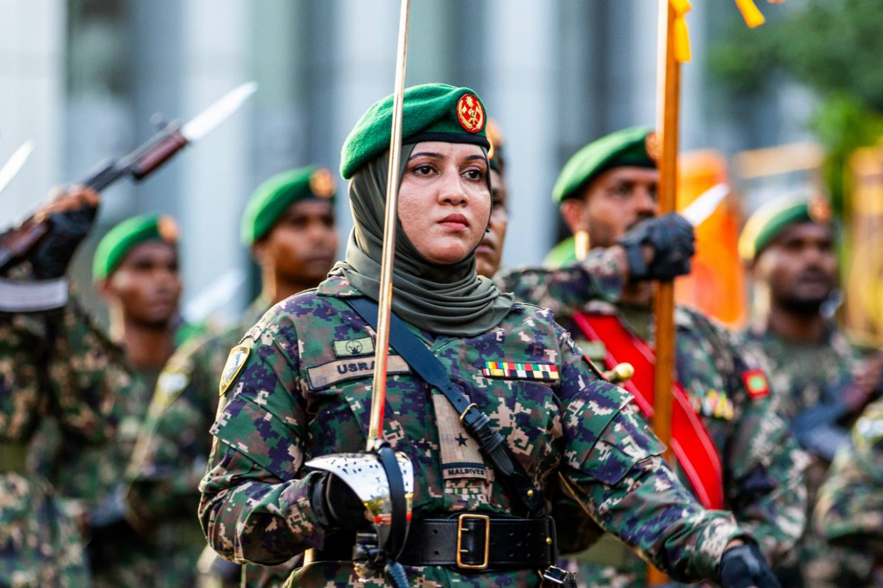 SunOnline: Sifainge aharee dhuvahuge parade 2025