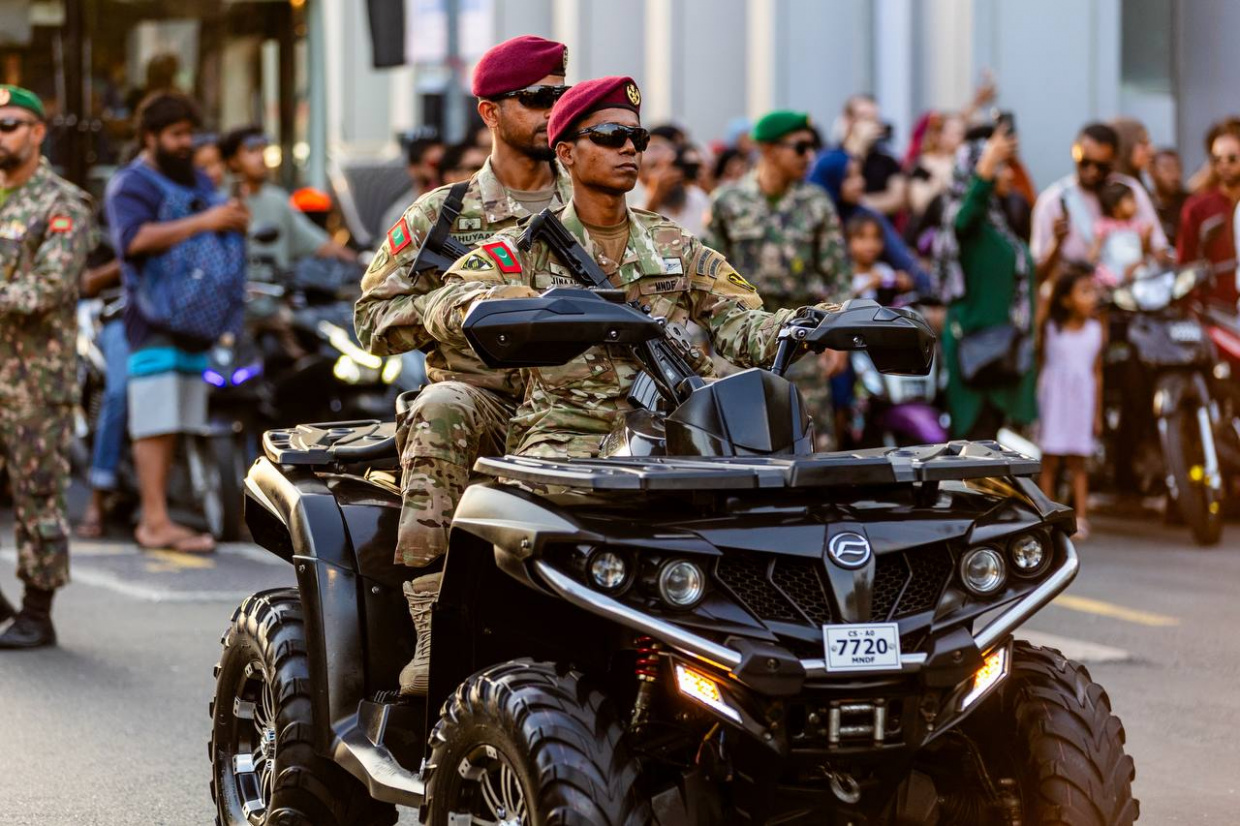 SunOnline: Sifainge aharee dhuvahuge parade 2025