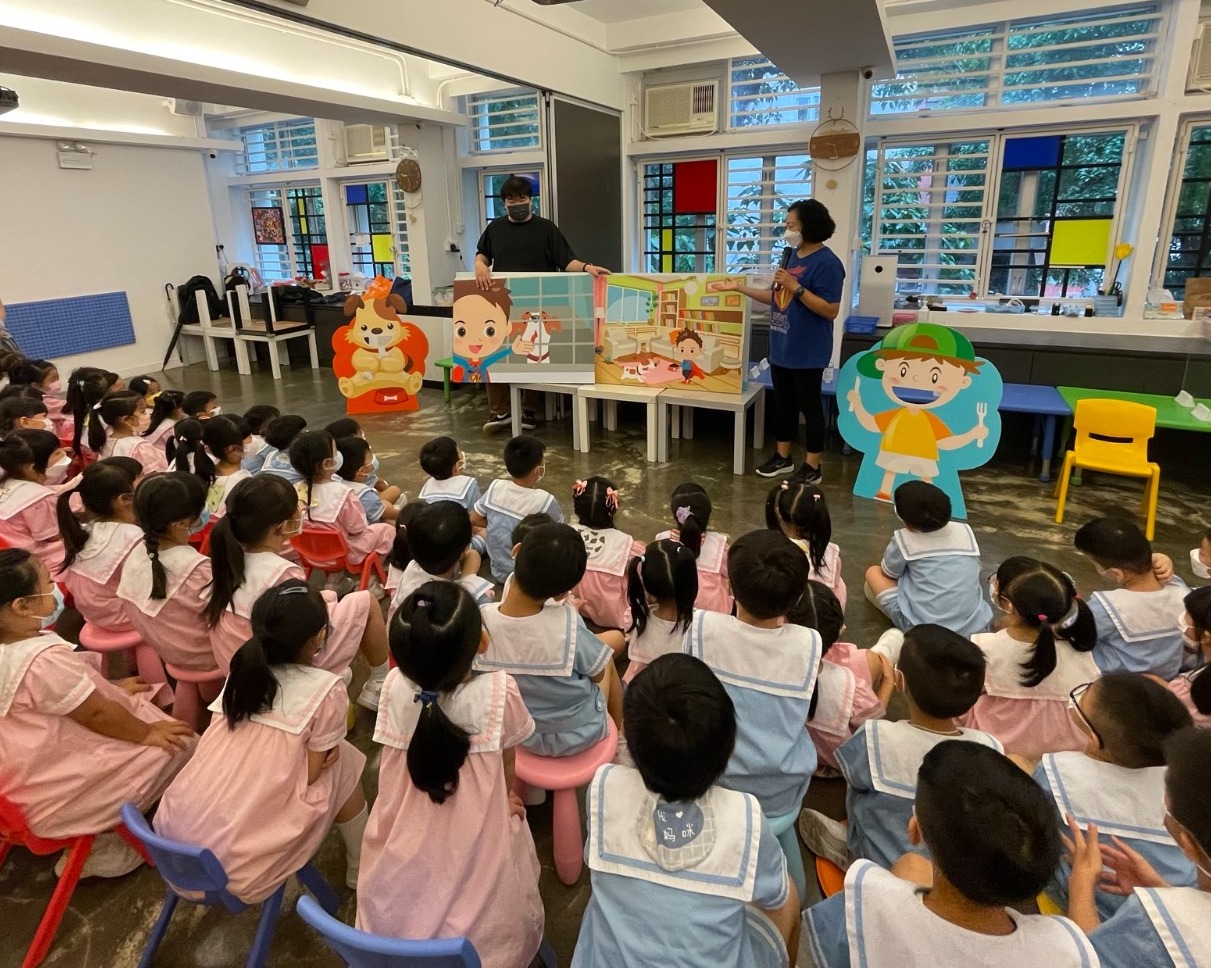 Jessica E. C. is volunteering as Teaching Kit Advisor for Paws Hero