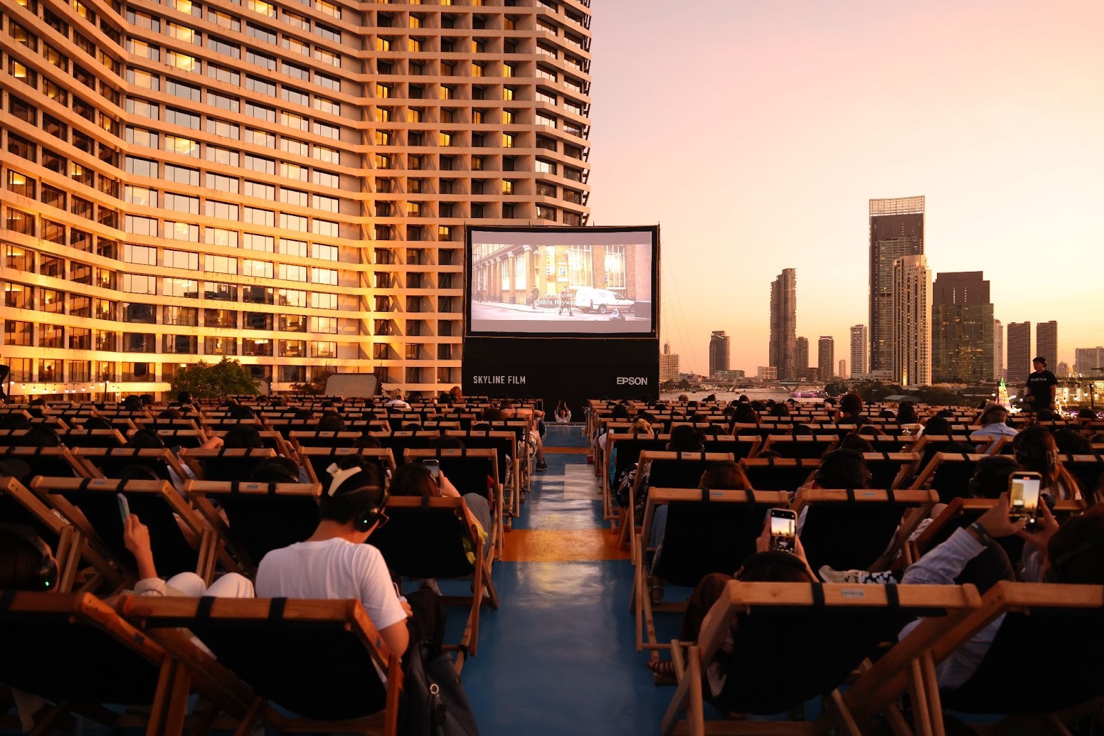 [Jan 24]Skyline Film Bangkok ดูหนังบนดาดฟ้า - Ticketmelon