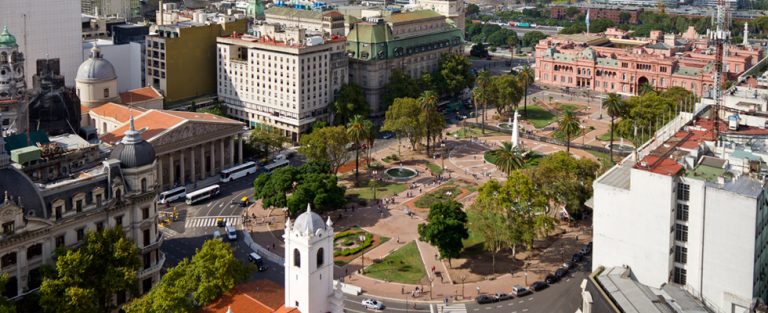View_of_Plaza_de_Mayo - TripZilla