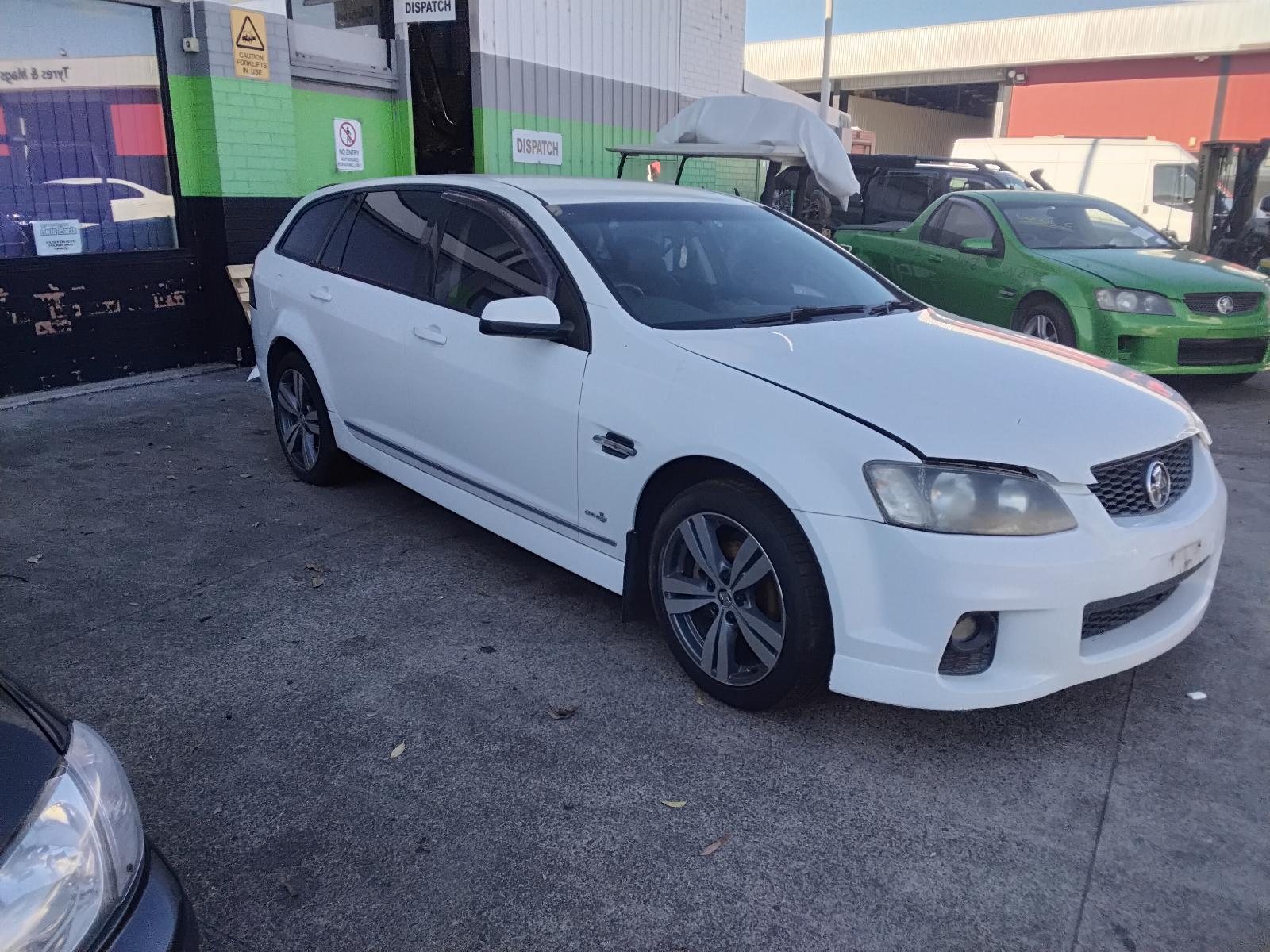 Console Commodore Holden 2011