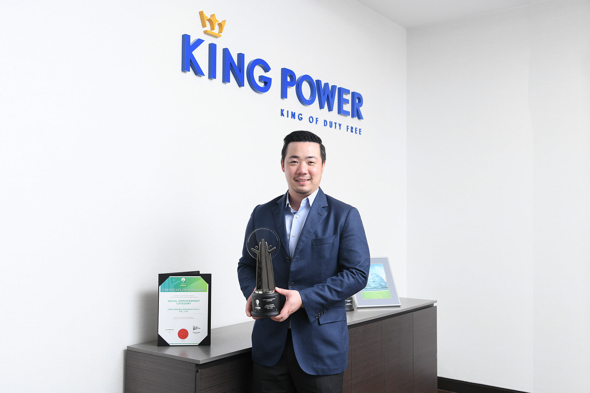 King Power Nab Social Empowerment Award at AREA 2020 - POWER Mag