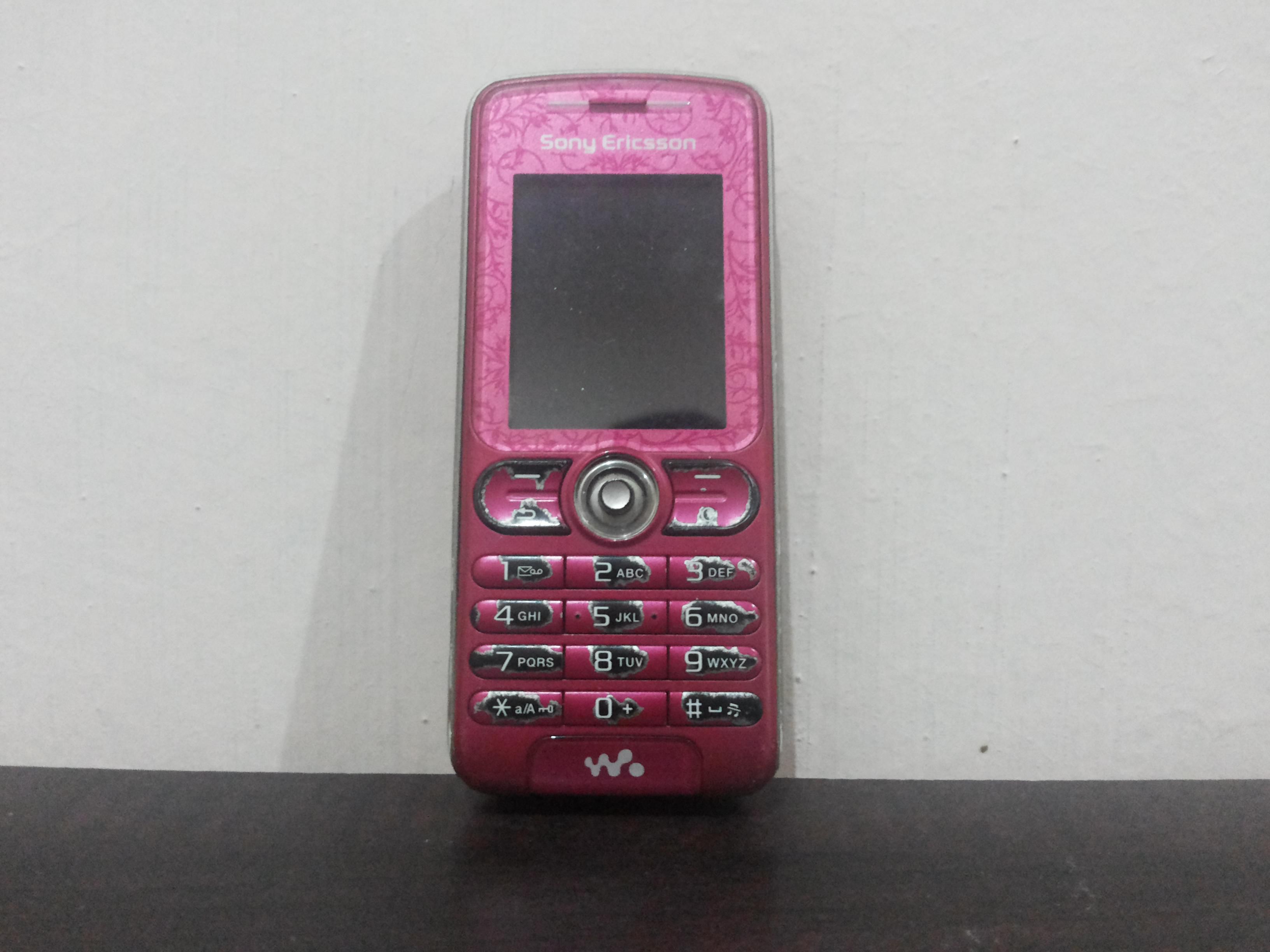 Handphone Sony Ericsson w200i | Secondhand.my