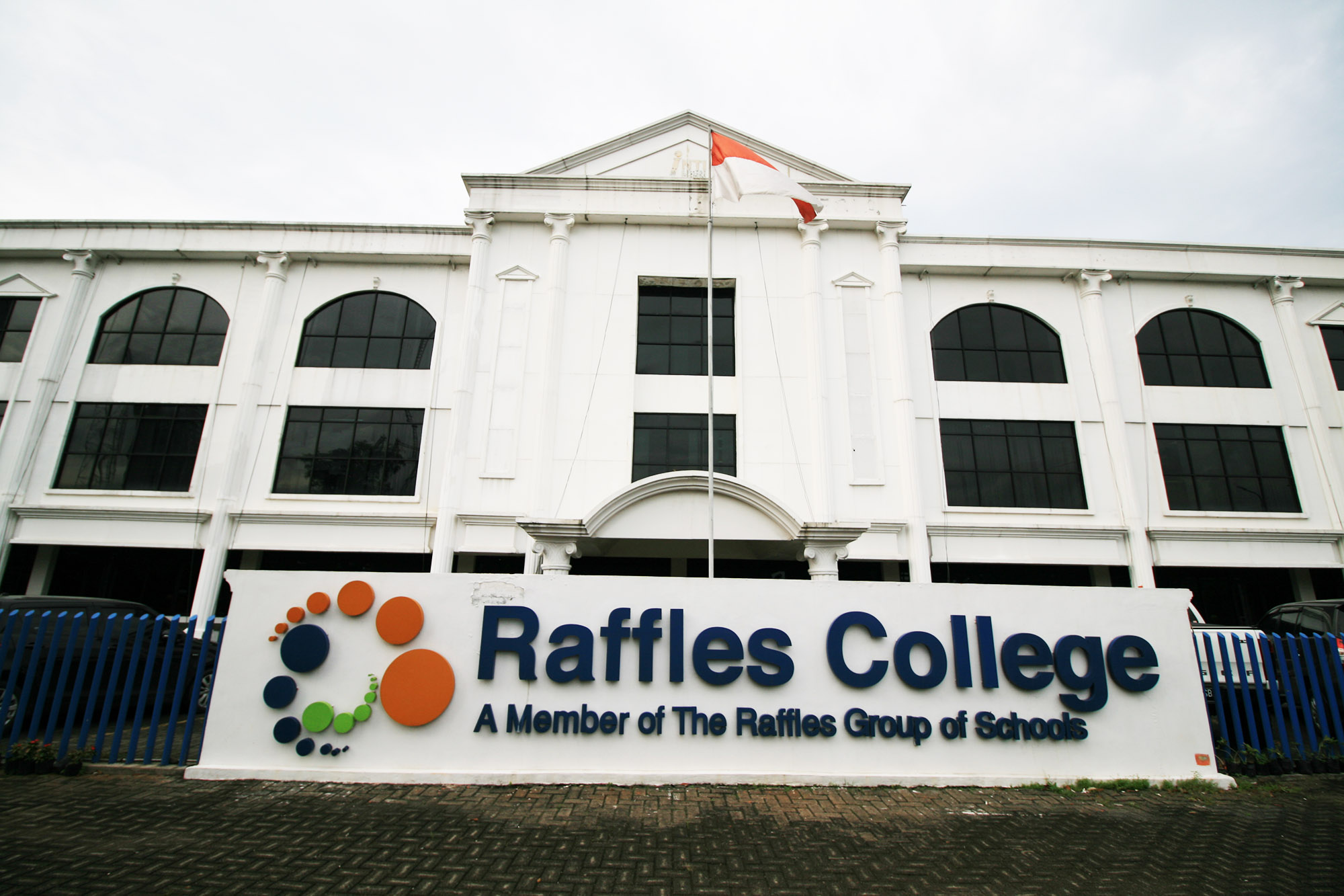 Sewa Ruang Acara di Raffles College mulai Rp. 300.000/jam | XWORK