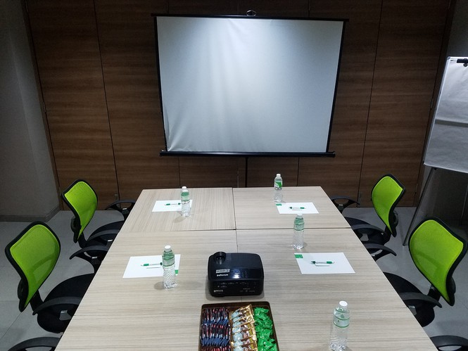 Sewa Ruang Meeting Meeting Room 2 di LO Kuningan | XWORK