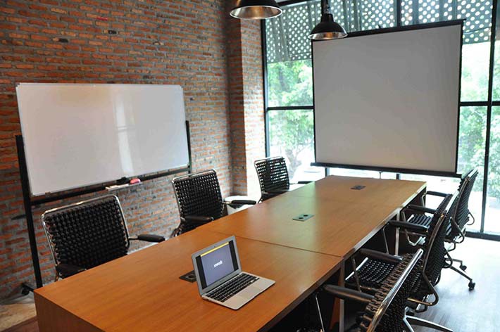 Sewa Ruang Meeting Conference Room di Conclave | XWORK