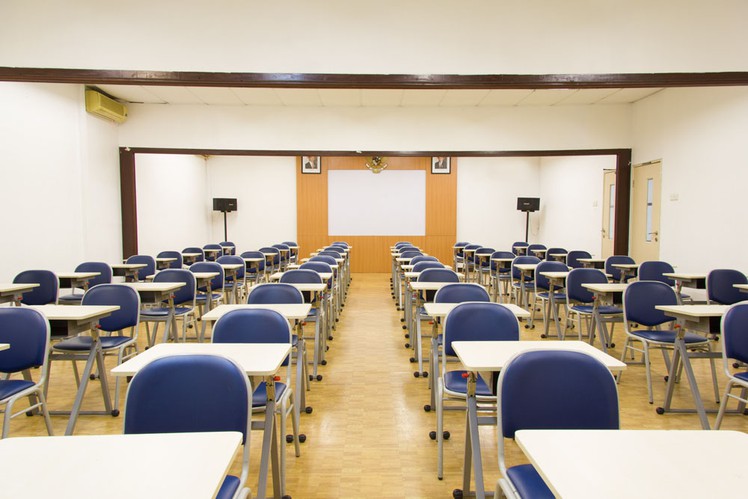 Sewa Ruang Meeting Raffles Training Room di Raffles College | XWORK