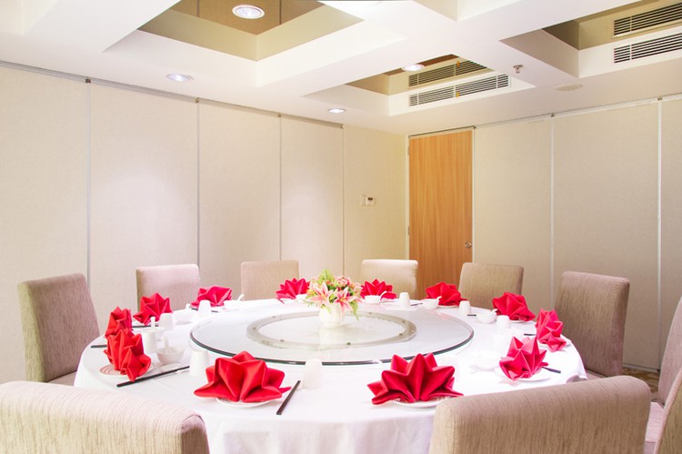 Sewa Ruang Meeting VIP A di Gandaria City Mall | XWORK