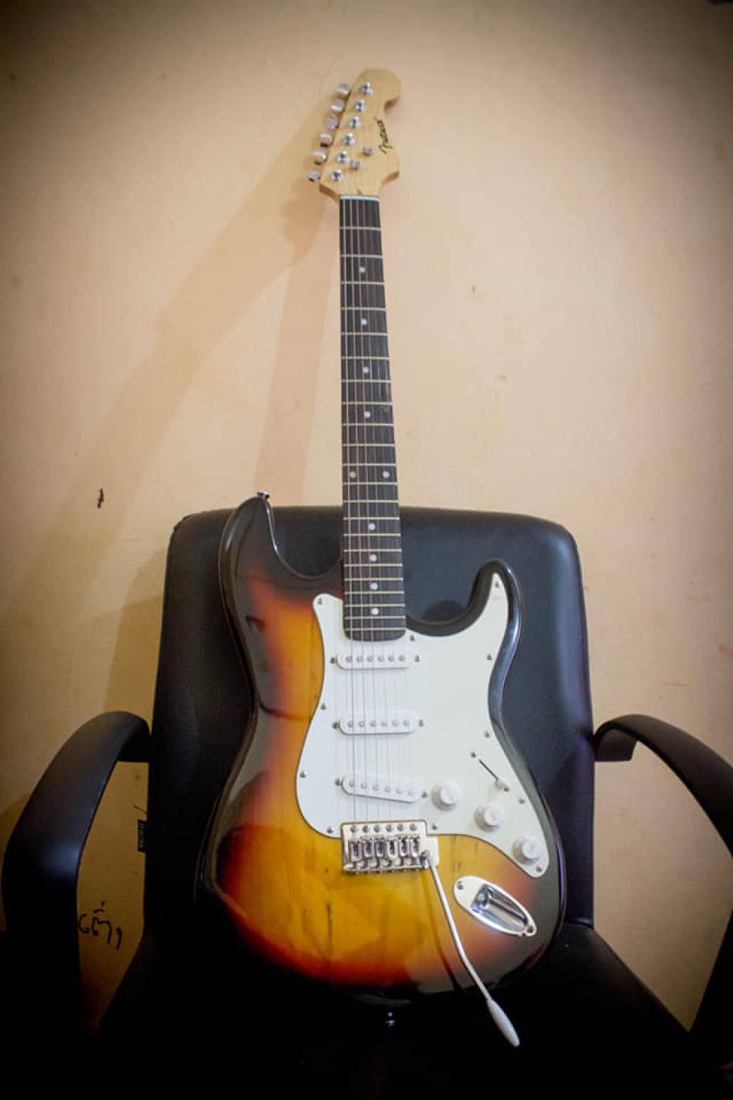 Used Music Instruments for Sale in Pathoumphone Champasak ID 48882