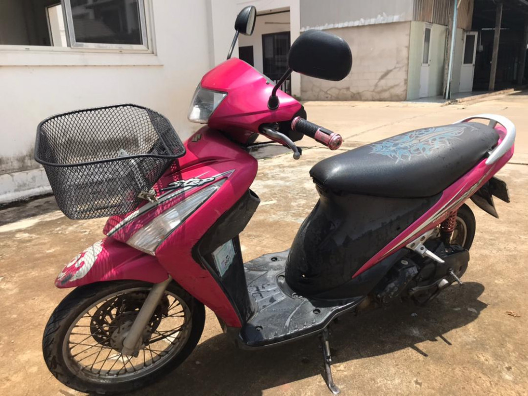ມືສອງ Suzuki Step ສຳລັບຂາຍໃນ ສີສັດຕະນາກ ນະຄອນຫຼວງວຽງຈັນ ID 63850