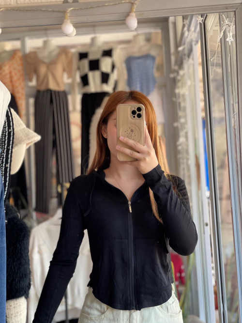 Find items for sale from Two sister fashion_store on Yula.la | Yula.la