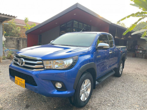 Used Toyota Revo for Sale in Sikhottabong Vientiane Capital ID 77922