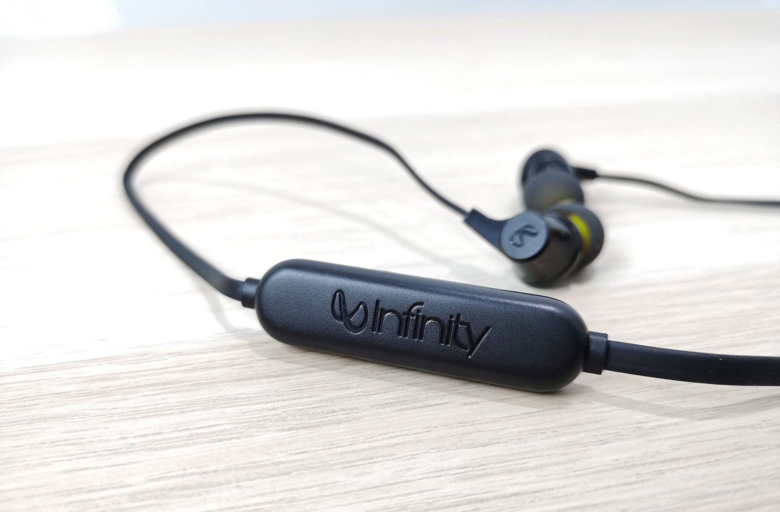 Infinity Tranz 300 In-Ear Wireless Headphones - MSL Digital Online Store